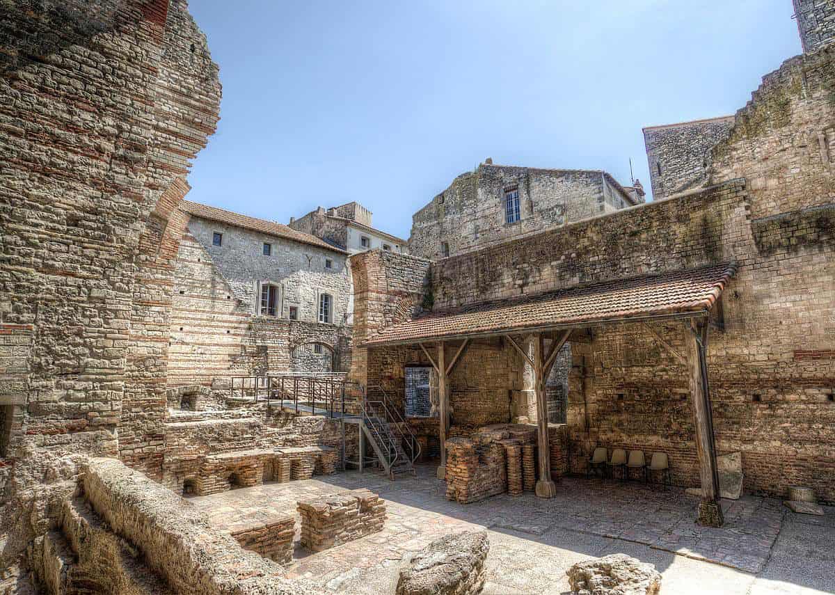 16 Fantastic Facts About Ancient Rome