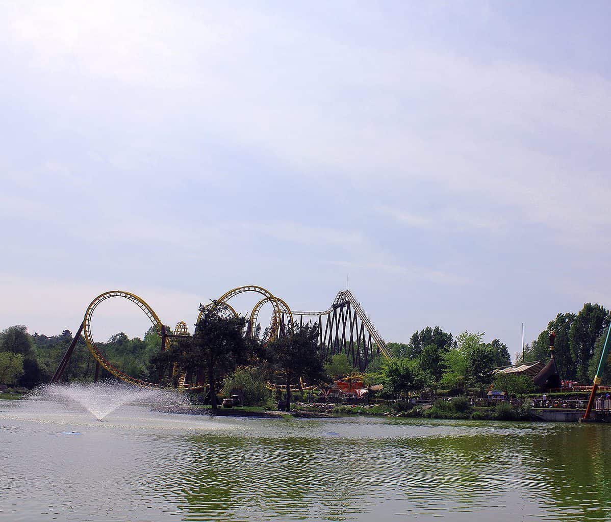 16 Best Water Parks and Theme Parks in France (2024) + Map