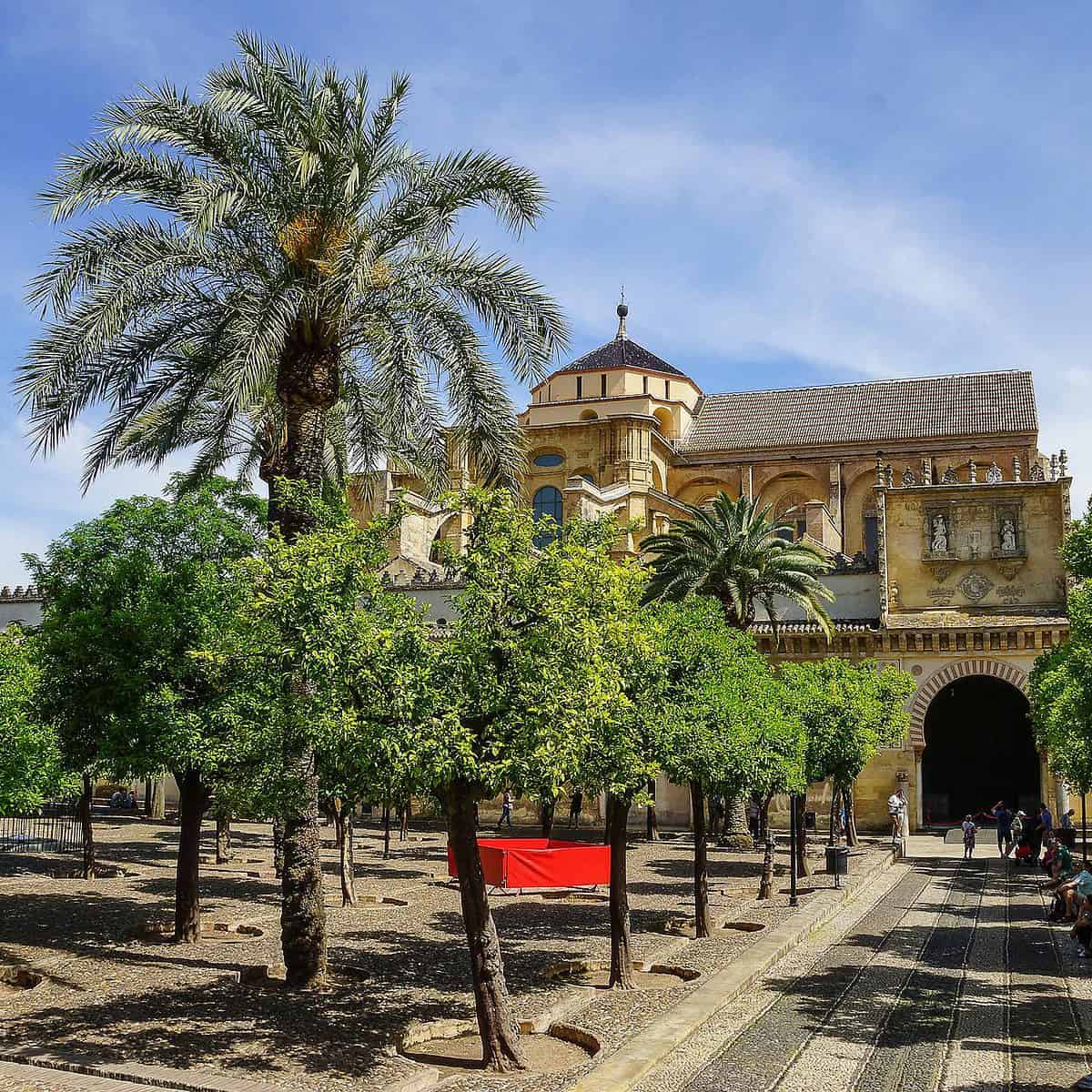 32 Famous Landmarks in Spain to Add to Your Bucket List