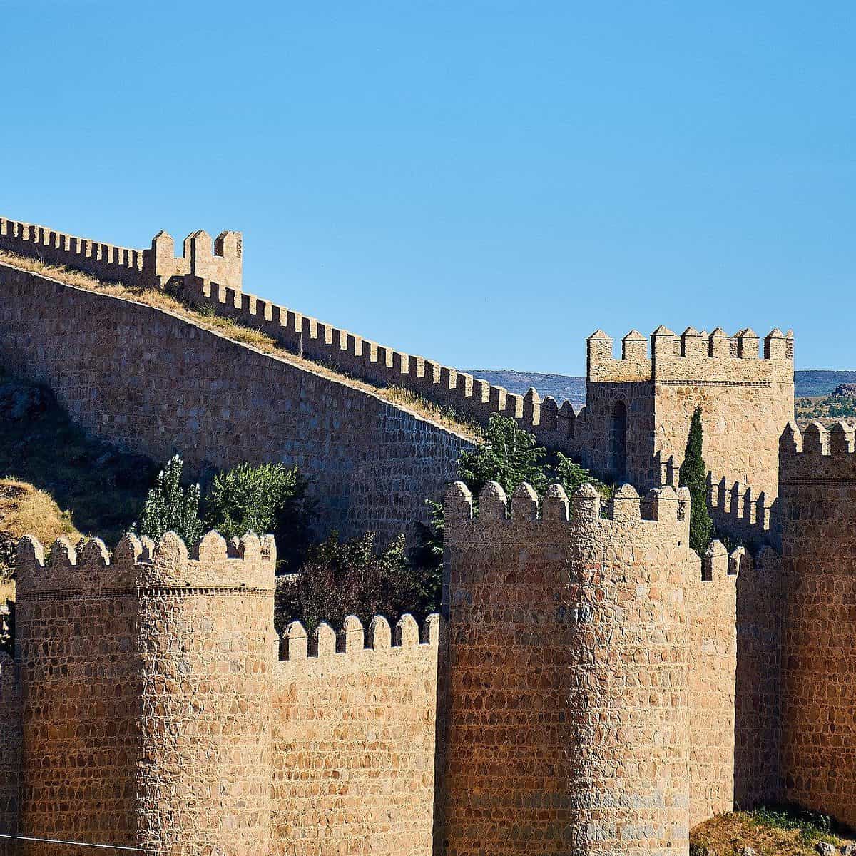 32 Famous Landmarks in Spain to Add to Your Bucket List