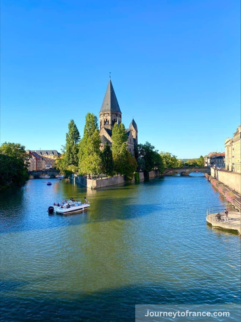 29+ Stunning Romantic Cities in Europe for Couples in 2024
